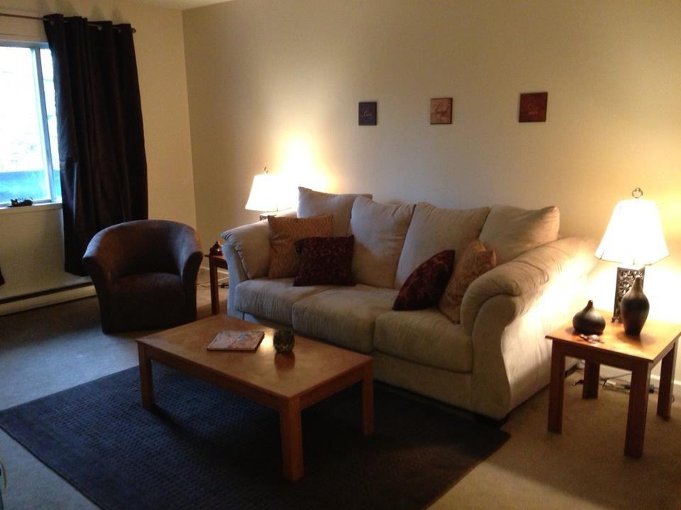 1720 Baseline Rd, Ottawa, ON K2C 0B8, Canada - 3 unit Rentals - Zumper