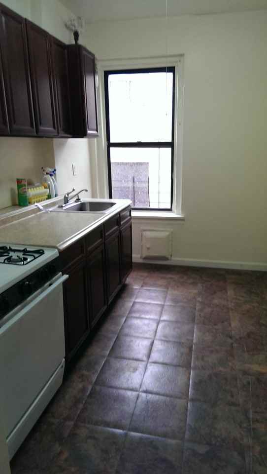 2860 Decatur Ave, New York, NY 10458 3 Bedroom Apartment for $1,600 ...