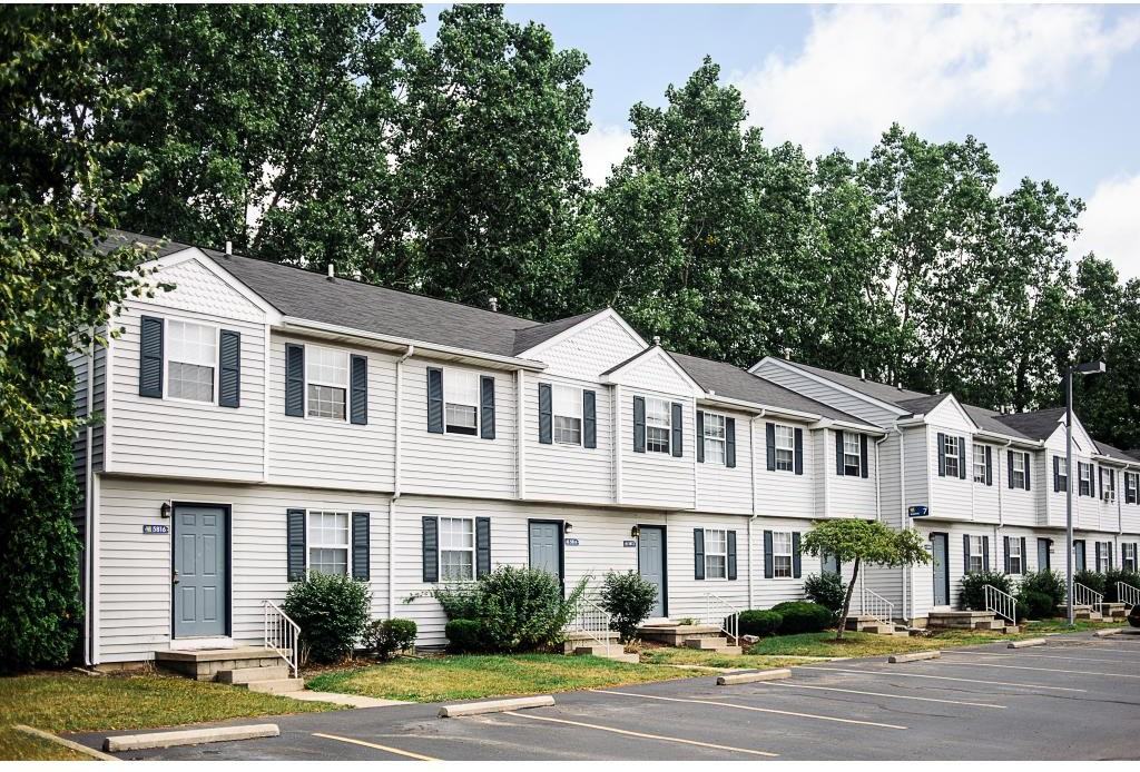 Spring Hollow Apartments - 5987 Thunder Hollow Dr Toledo OH | Zumper