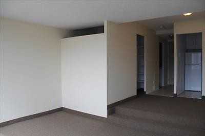 1160 Rue Saint Mathieu, Montréal, QC H3H 2P4 - Studio Apartment for ...