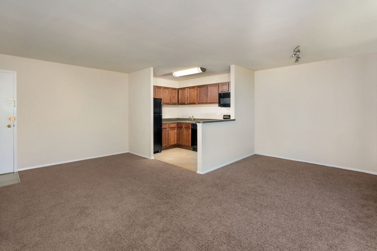 Park Vue of Alexandria Apartments - 511 Four Mile Rd, Alexandria, VA ...