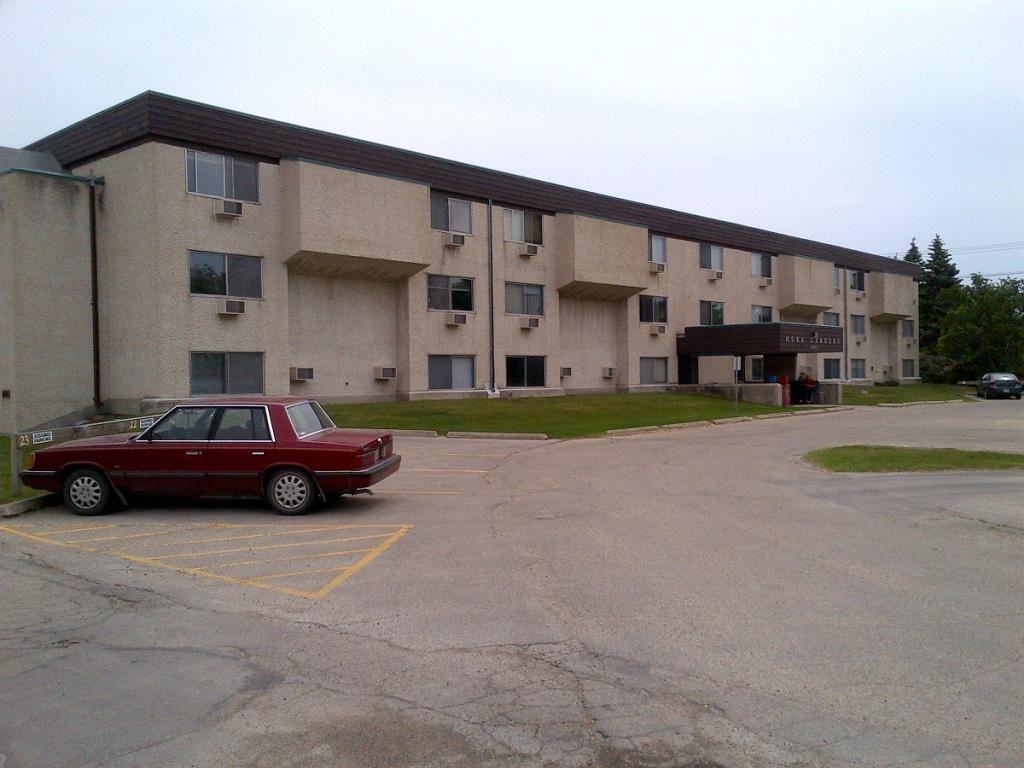 1001 Sinclair 55+ Non Smoking Apartments - 1001 Sinclair St Winnipeg MB ...
