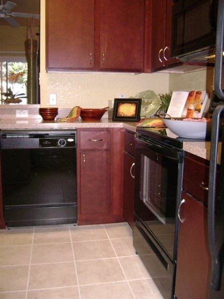 The Addison Apartments - 2527 Annapolis Way Brandon FL | Zumper