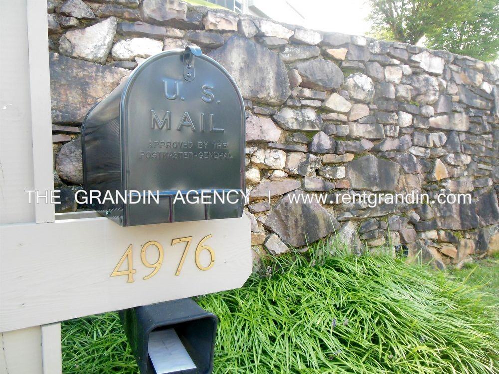 4976 Hunting Hills Cir, Cave Spring, VA 24018 3 Bedroom Apartment for ...