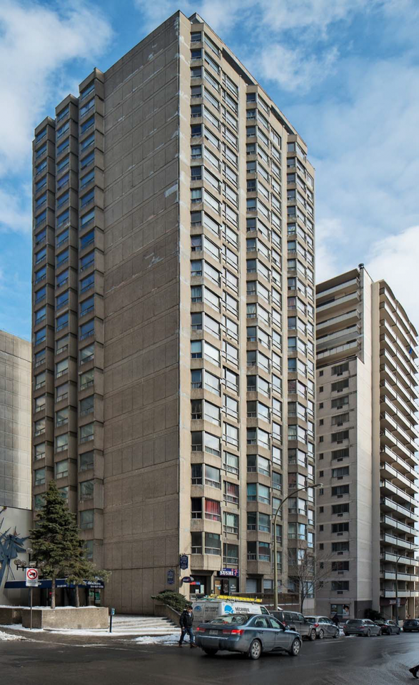 2121 Rue Saint Mathieu, Montréal, QC H3H 2J3 - Studio Apartment for ...