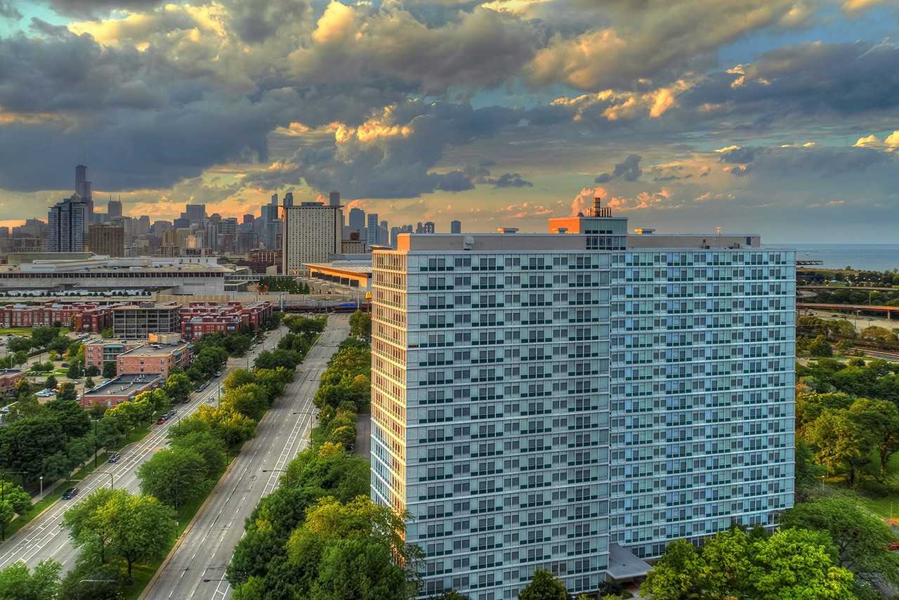Prairie Shores - 2851 S King Dr, Chicago, IL 60616 - Apartment for Rent ...
