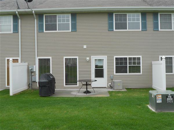 Camden Grove Apartments - 17524 Seward Plaza Omaha NE | Zumper