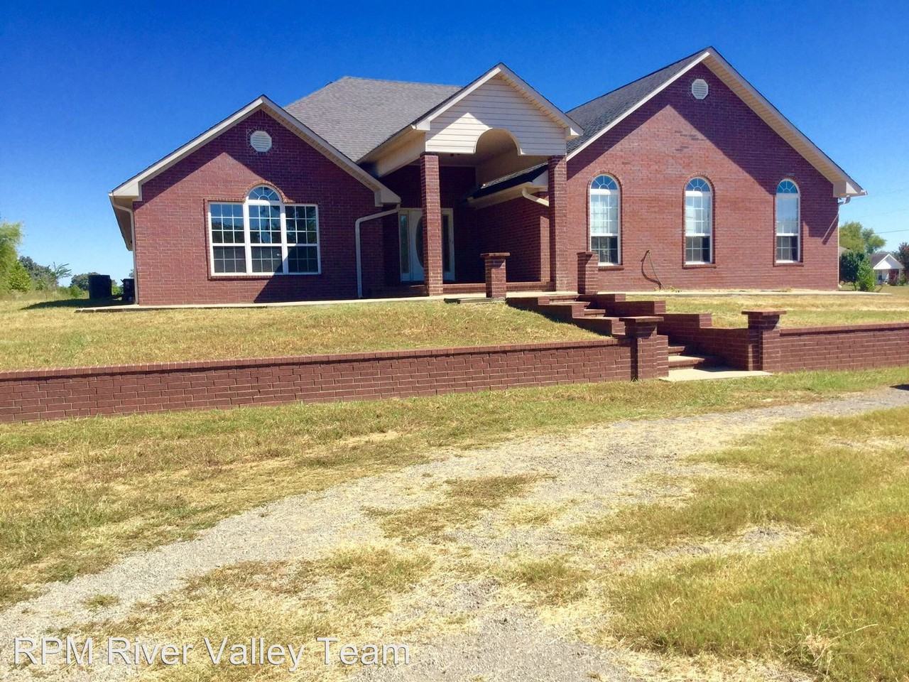 112 McGuire Loop, Roland, OK 74954 4 Bedroom House for $1,400/month ...