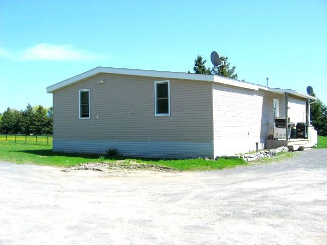 3308 Tenth Line Road Unit A Apartments - 3308 Tenth Line Rd #a Ottawa ...