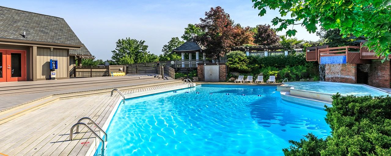 Timber Top Apartments & Townhomes - 1551 Treetop Trail, Akron, OH 44313 ...