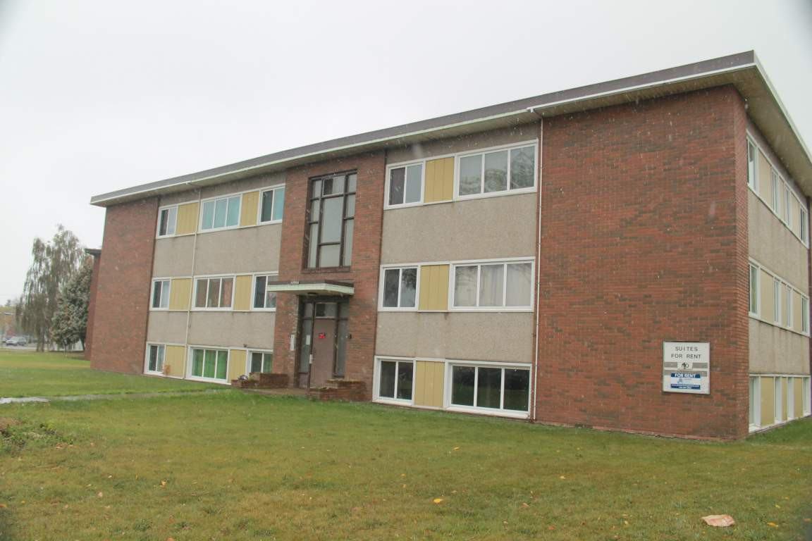 Groat Road Apartment - 11746 Groat Road Nw Edmonton AB | Zumper