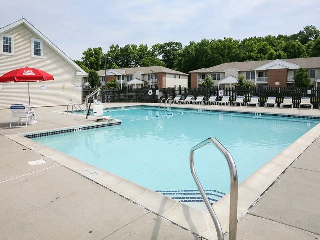 Woodview At Marlton Apartments 175 Daphne Drive Marlton Nj 08053 Zumper