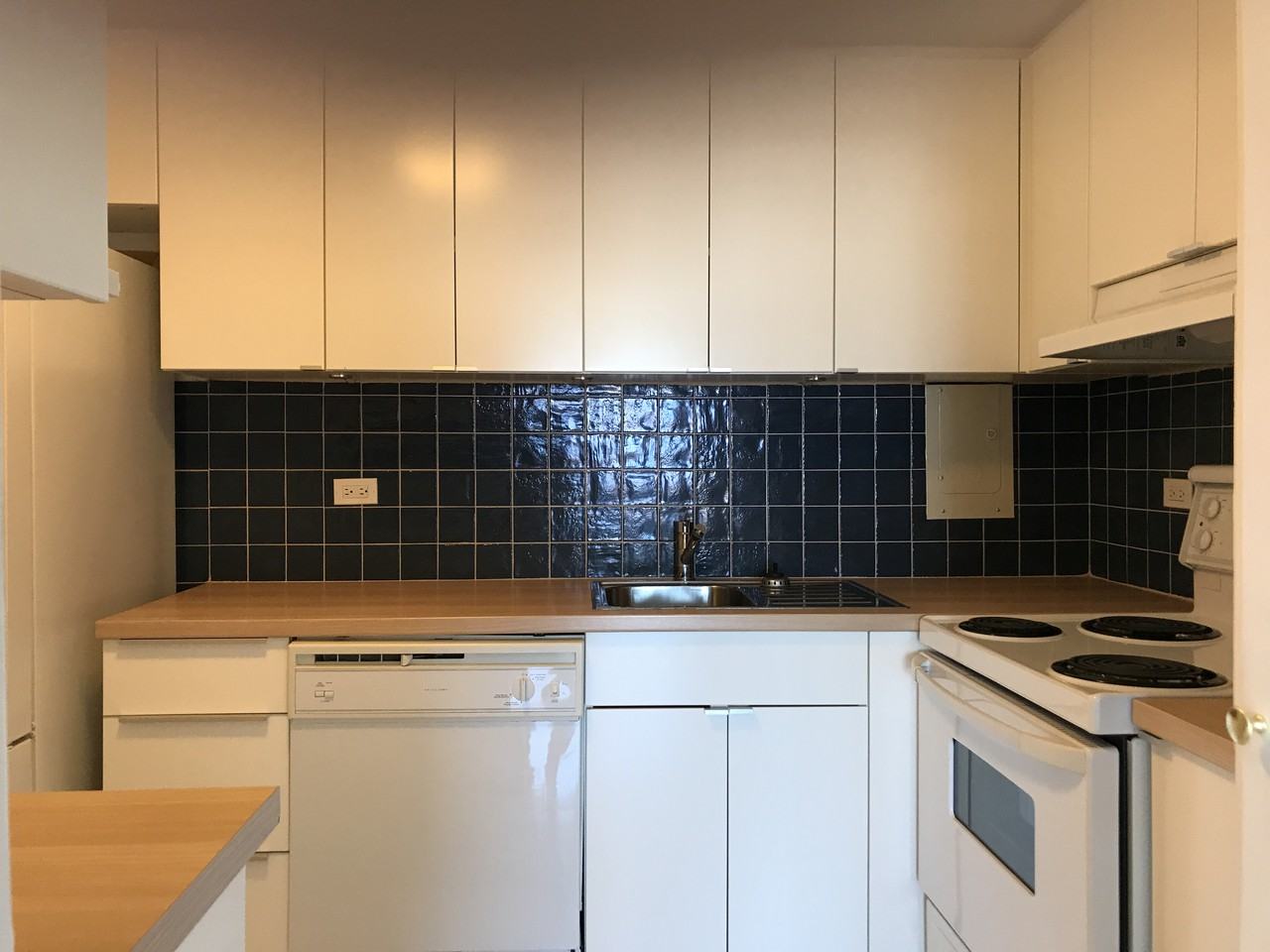 3555 Rue Berri, Montréal, QC H2L 4G4 - 1 Bedroom Apartment for Rent ...