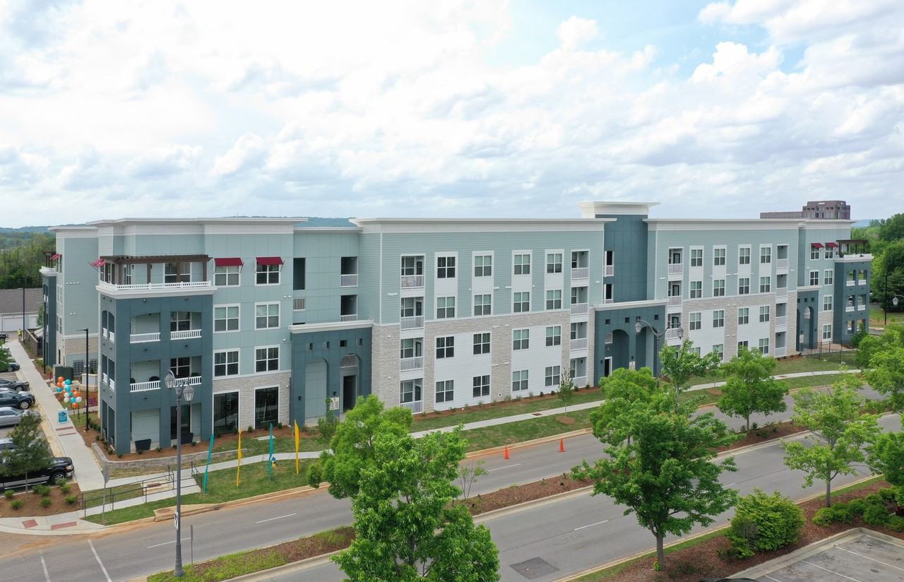 Watermark at Bridge Street Town Centre Apartments - 6854 Governors W ...