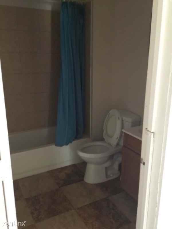 1098 S Washington Ave, Kankakee, IL 60901 2 Bedroom Apartment for $600 ...