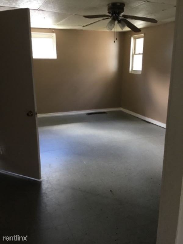 1098 S Washington Ave, Kankakee, IL 60901 2 Bedroom Apartment for $600 ...