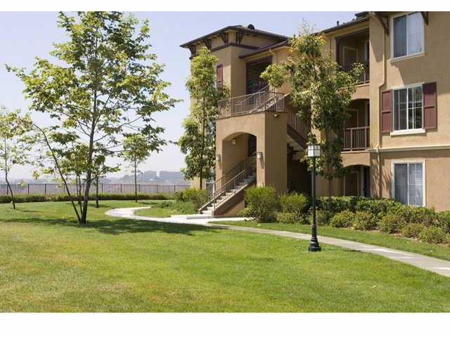 Torrey Ridge Apartment Homes - 4695 Torrey Cir San Diego CA | Zumper