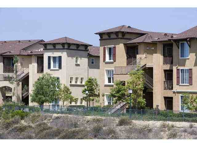 Torrey Ridge Apartment Homes - 4695 Torrey Cir San Diego CA | Zumper