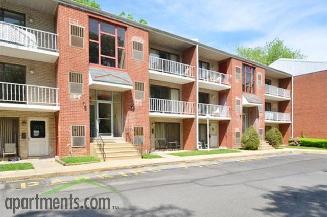 Somerton Court Apartments - 13109 Bustleton Ave, Philadelphia, PA 19116 ...