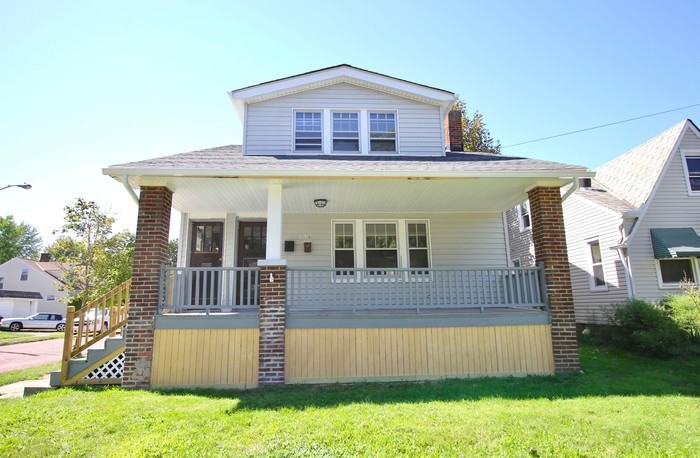 4070 W. 140th Street, Cleveland, OH 44135 4 Bedroom Apartment for ...