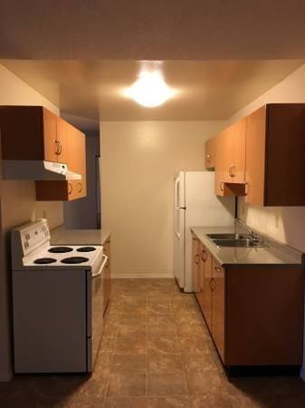 Regency Court Apartments - 10520 132 St, Surrey, BC V3T 3V6 - Zumper