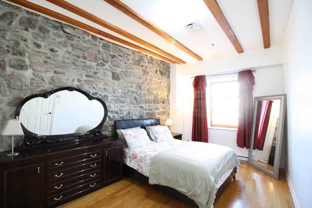 281 Rue Saint Paul Est #305, Montréal, QC H2Y 1H1 - 1 Bedroom Apartment ...