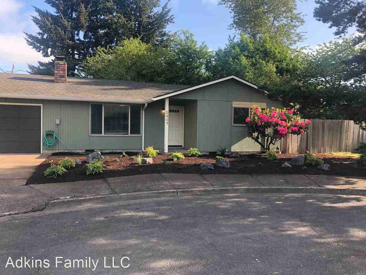 2441 - 2455 Benson Lane Duplex Apartments - Eugene OR | Zumper