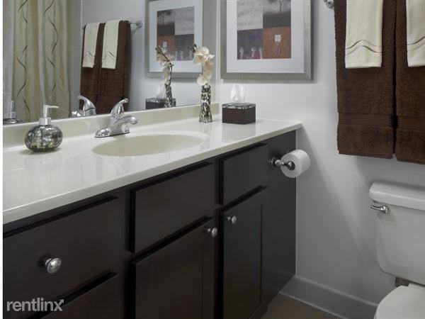 Presidential Towers Apartments - 575 W Madison St Chicago IL | Zumper