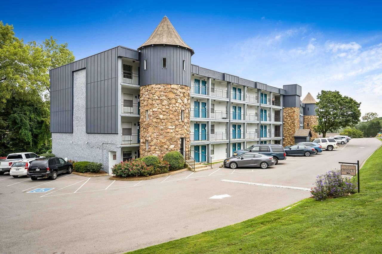 Parliament Place Apartments - 831 Glastonbury Rd, Nashville, TN 37217 ...