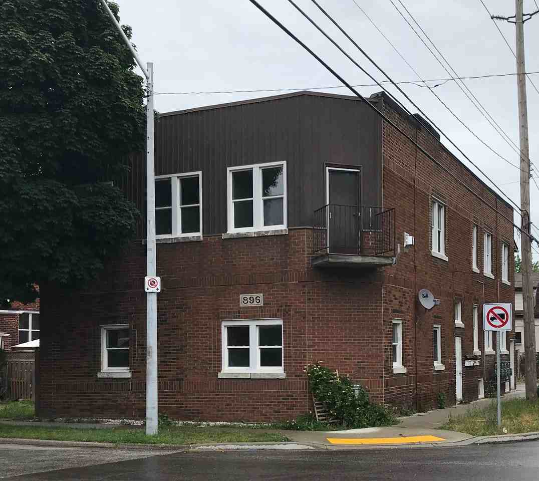 896 Pillette Rd Apartments - Windsor ON | Zumper