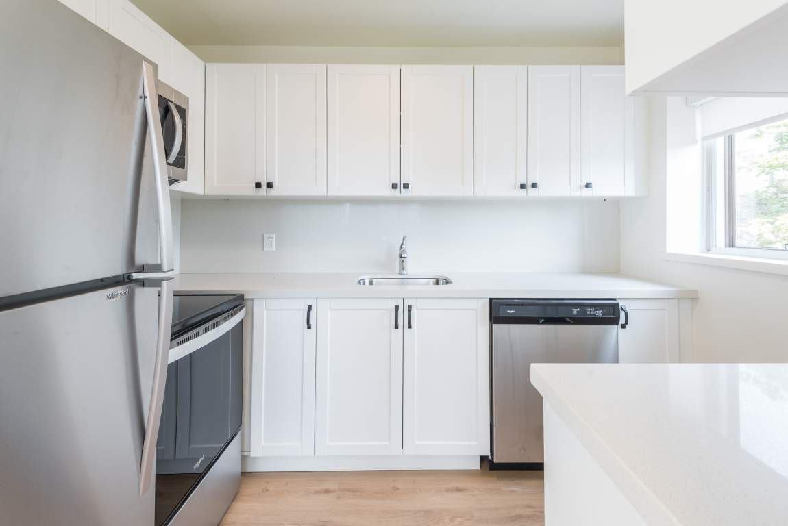 136 Broadway Apartments - Toronto ON | Zumper