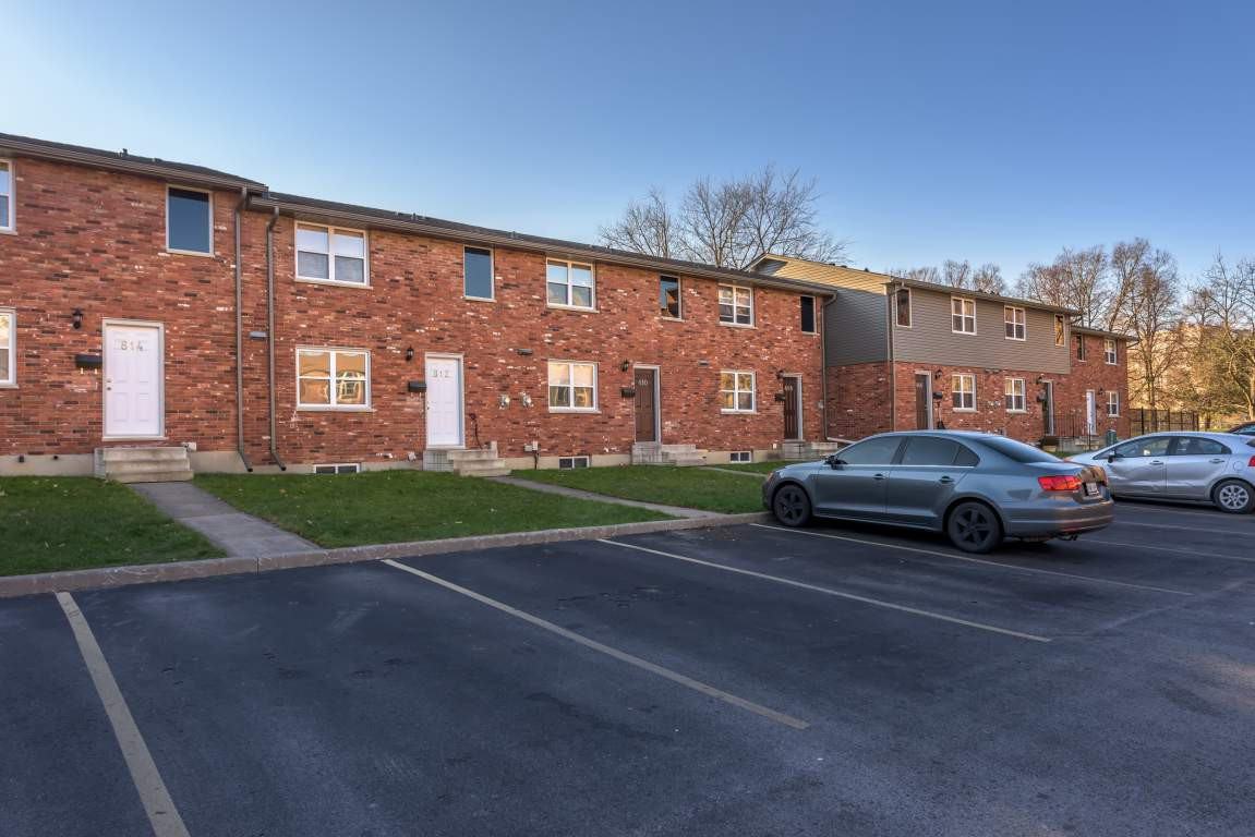 Norlon Court Townhomes London Apartments - 800 Kipps Lane London ON ...