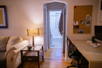 600 Laurier Avenue West, Ottawa, ON K1R 6L1 - 1 Bedroom Apartment for Rent | PadMapper