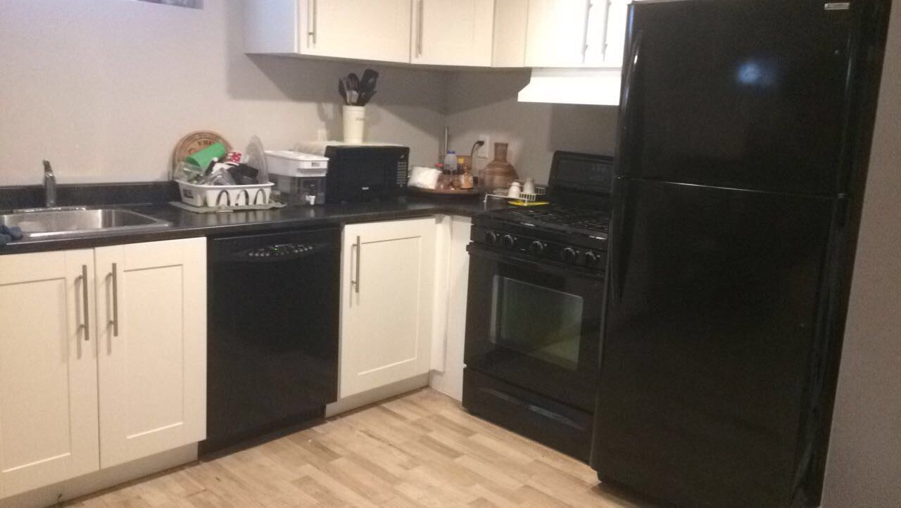 1251 Rideout Crescent, Ottawa, ON K2C 2X9, CAN - 1 bedroom House Rental ...