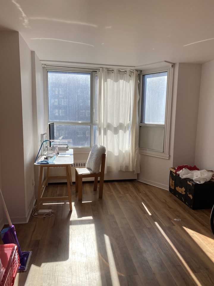 2250 Rue Guy, Montréal, QC H3H 2M3 - Studio Apartment for Rent | PadMapper
