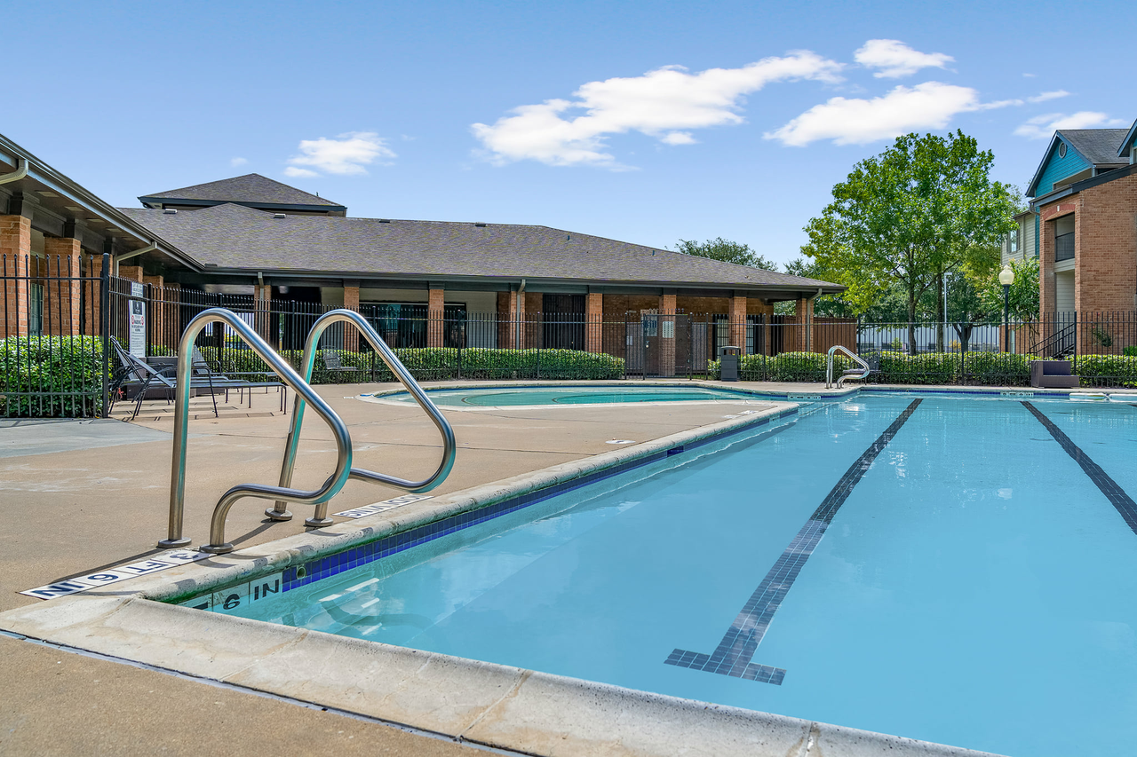 Sutter Ranch Apartments - 10445 Greens Crossing Blvd Houston TX | Zumper