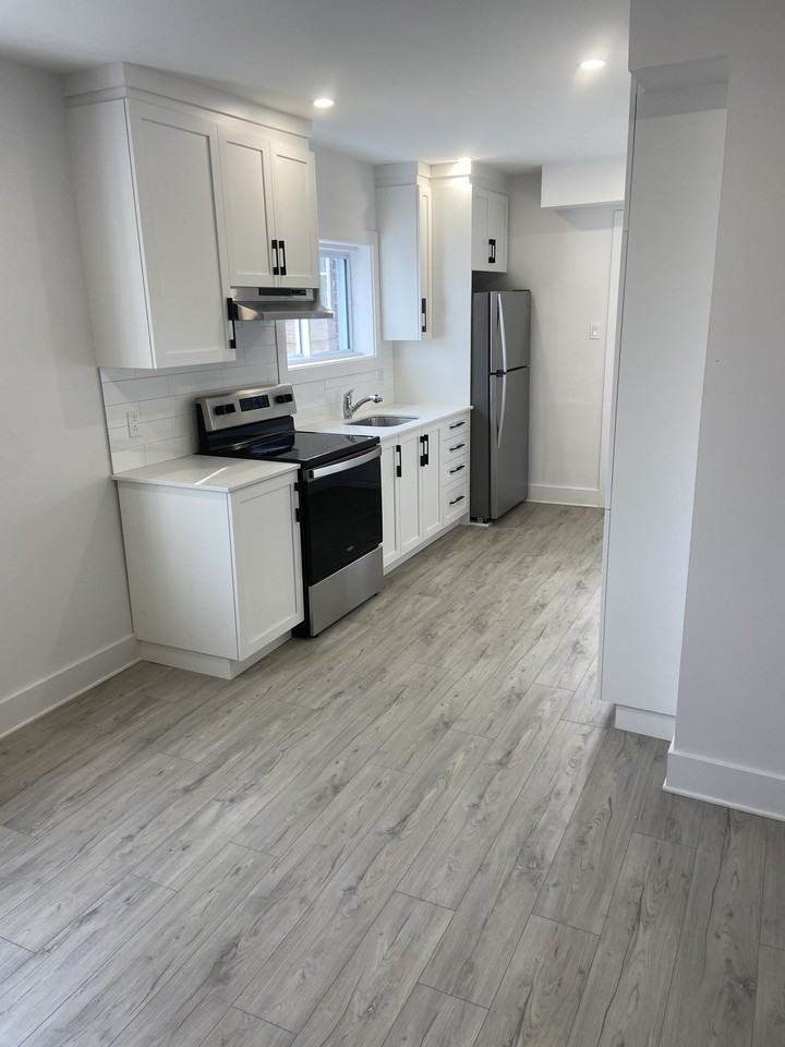 328 Rue de Berri, Laval, QC H7G 2T7 - 2 Bedroom Apartment for Rent ...