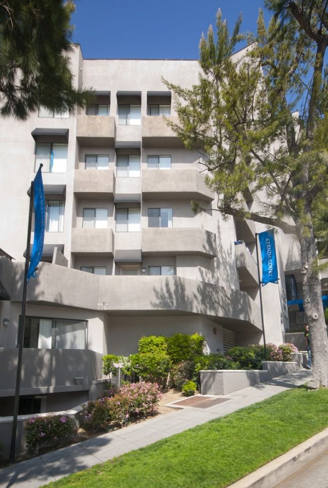 Atrium Court Apartments - 10965 Strathmore Dr Los Angeles CA | Zumper