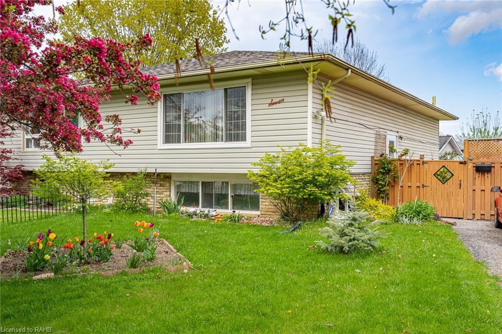 7 Bula Drive, St. Catharines, ON L2N 6R4, CA - 4 bedroom House Rental ...
