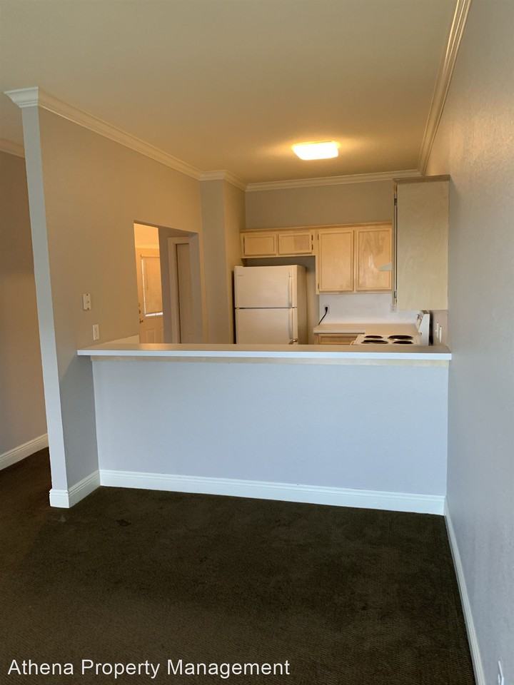 Heritage Oaks Town Homes Apartments - 823 Oak Bnd Port Neches TX | Zumper