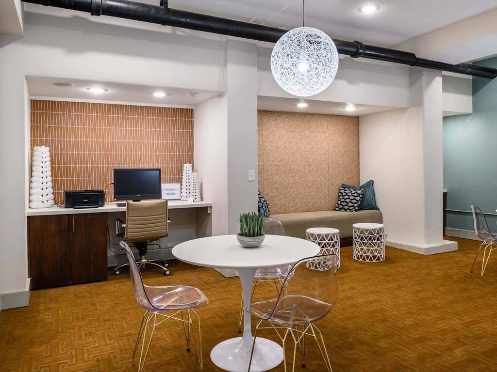 Memorial Towers Apartments - 5400 Memorial Dr Houston TX | Zumper