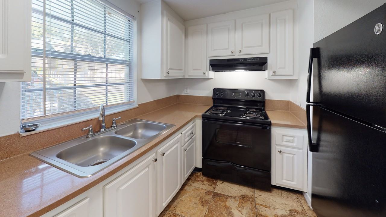 Oak Ridge Apartments - 13333 Ridge Road, Largo, FL 33778 - Zumper