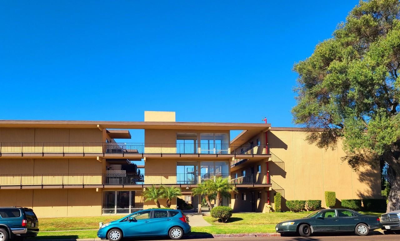 Vista Towers Apartments - 415 D Street Chula Vista CA | Zumper