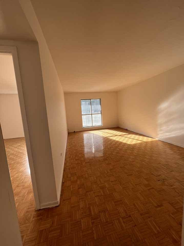 3555 Rue Berri, Montréal, QC H2L 4G4 - 1 Bedroom Apartment for Rent ...