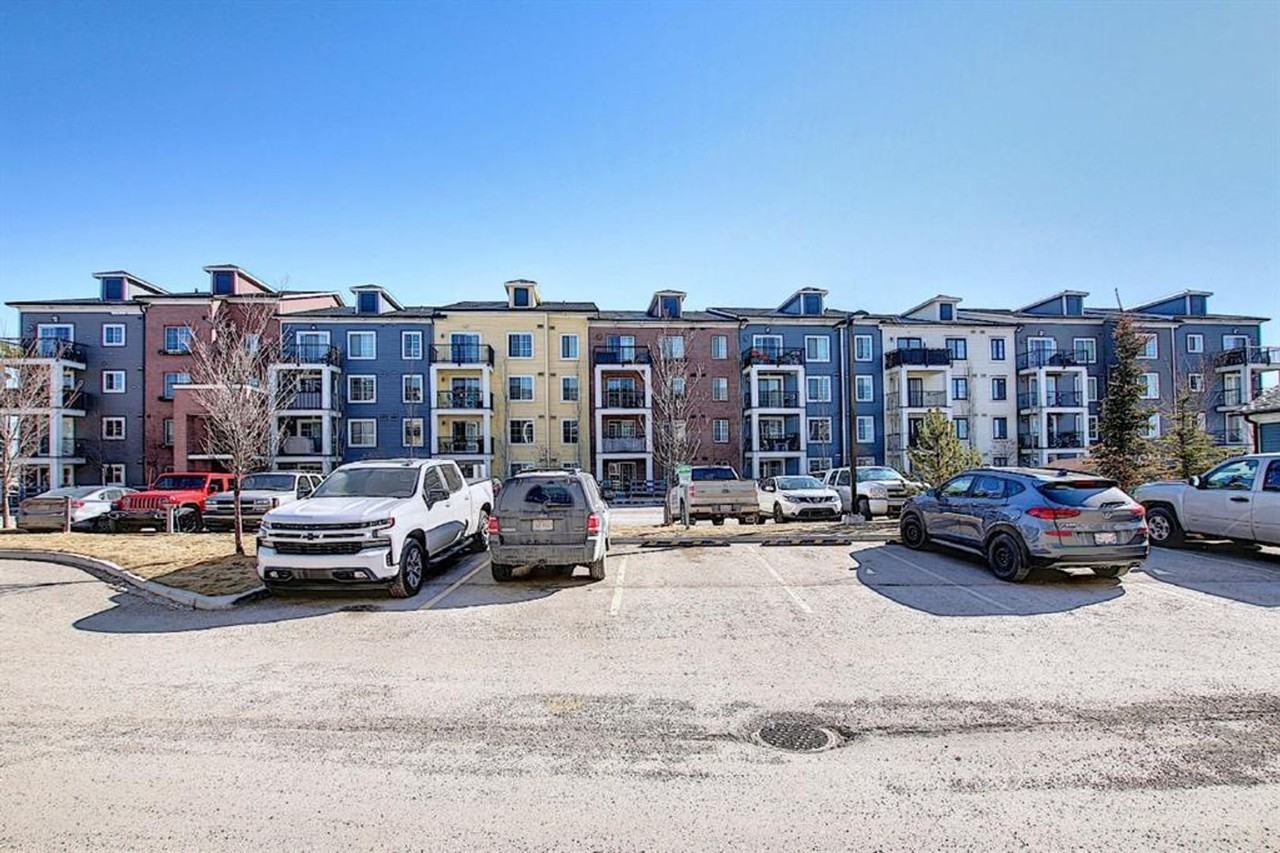 Beautiful 2 Bed + 2 Bath Condo / Copperfield Park III / Convenient ...
