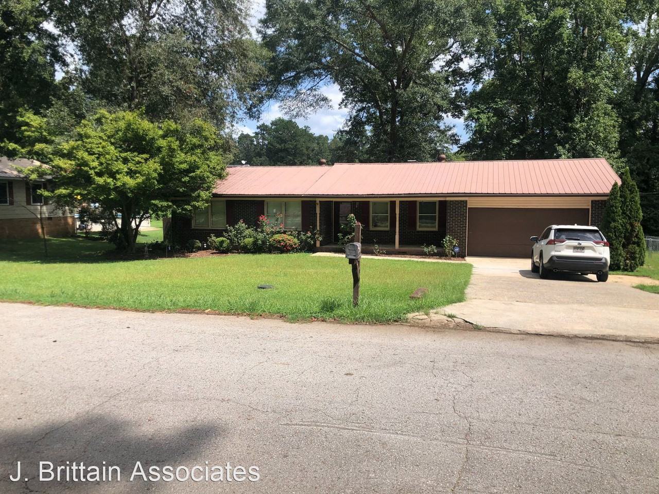 1009 Old Mill Rd, Anniston, AL 36207 - 3 bedroom House Rental - Zumper ...