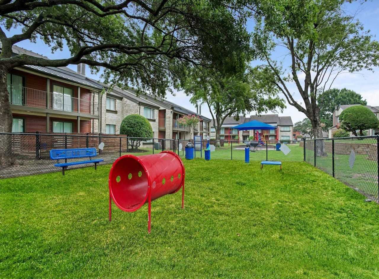 Elliot Windsprint Apartments - 2305 Windsprint Way Arlington TX | Zumper