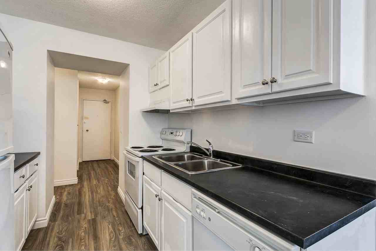 Riverside Towers Apartments - Edmonton AB | Zumper