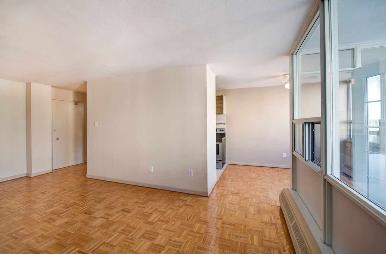 Dunfield Tower Apartments - 44 Dunfield Ave, Toronto, ON M4S 2H2 - Zumper