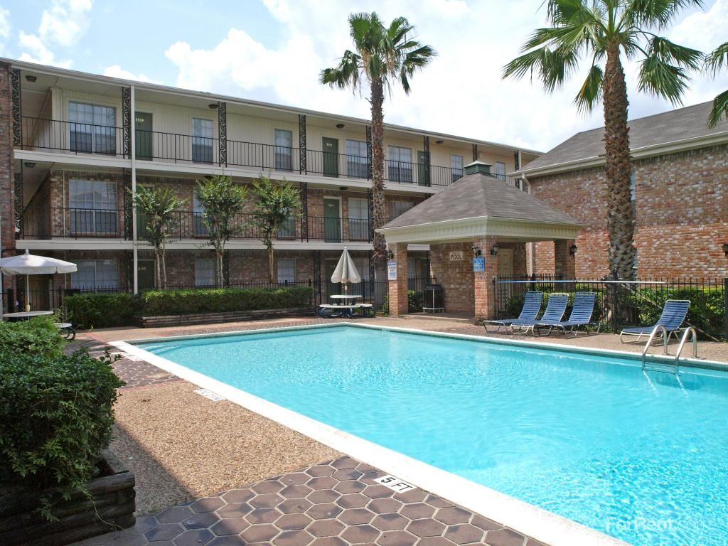 Broadway Square Apartments - 8751 Broadway St Houston TX | Zumper